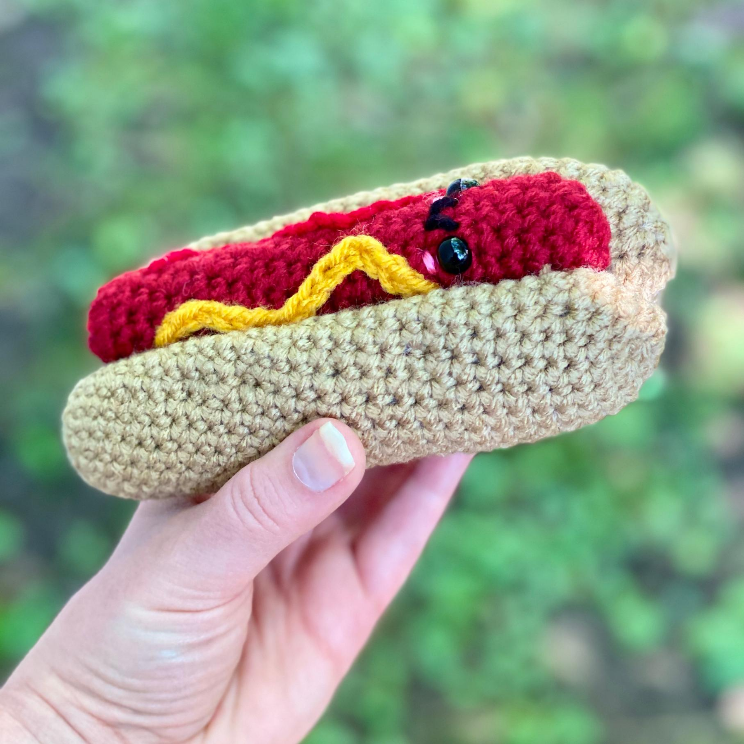 Amigurumi Hot Dog - Crochet Pattern ~ Crafty Kitty Crochet
