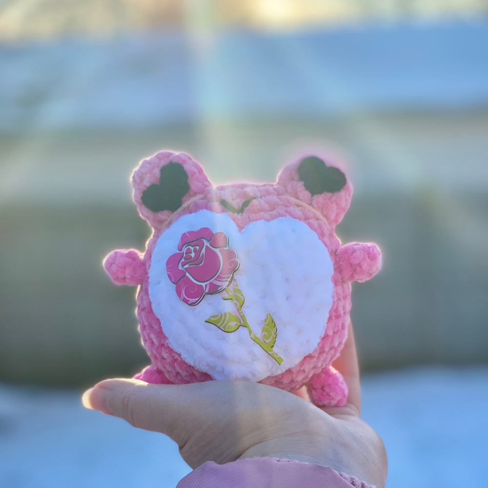 Amigurumi Sweetheart Frogs - Crochet Pattern ~ Crafty Kitty Crochet